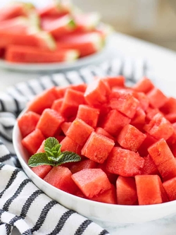 Fruit - How to cut mini watermelon into cubes recipes