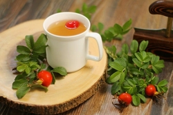 Drink - Rose hip tea with fresh rose hips recipes