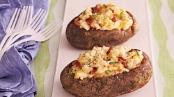 Side dish - Baked potato with bacon and cream cheese recipes