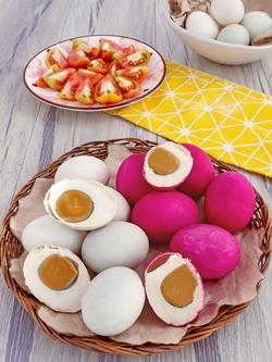 Side dish - What is the color of salted egg recipes