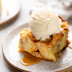 Dessert - What is the consistency of bread pudding recipes