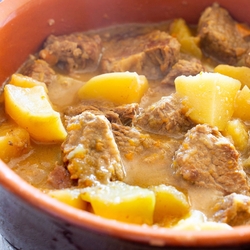 Main dish - Spezzatino di manzo alla cacciatora in bianco recipes