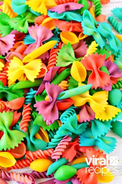 Crafts - How to dye pasta for sensory play recipes