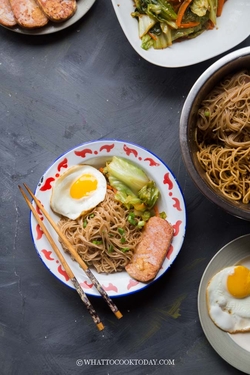 Brunch - Singapore fried bee hoon with tomato sauce recipes
